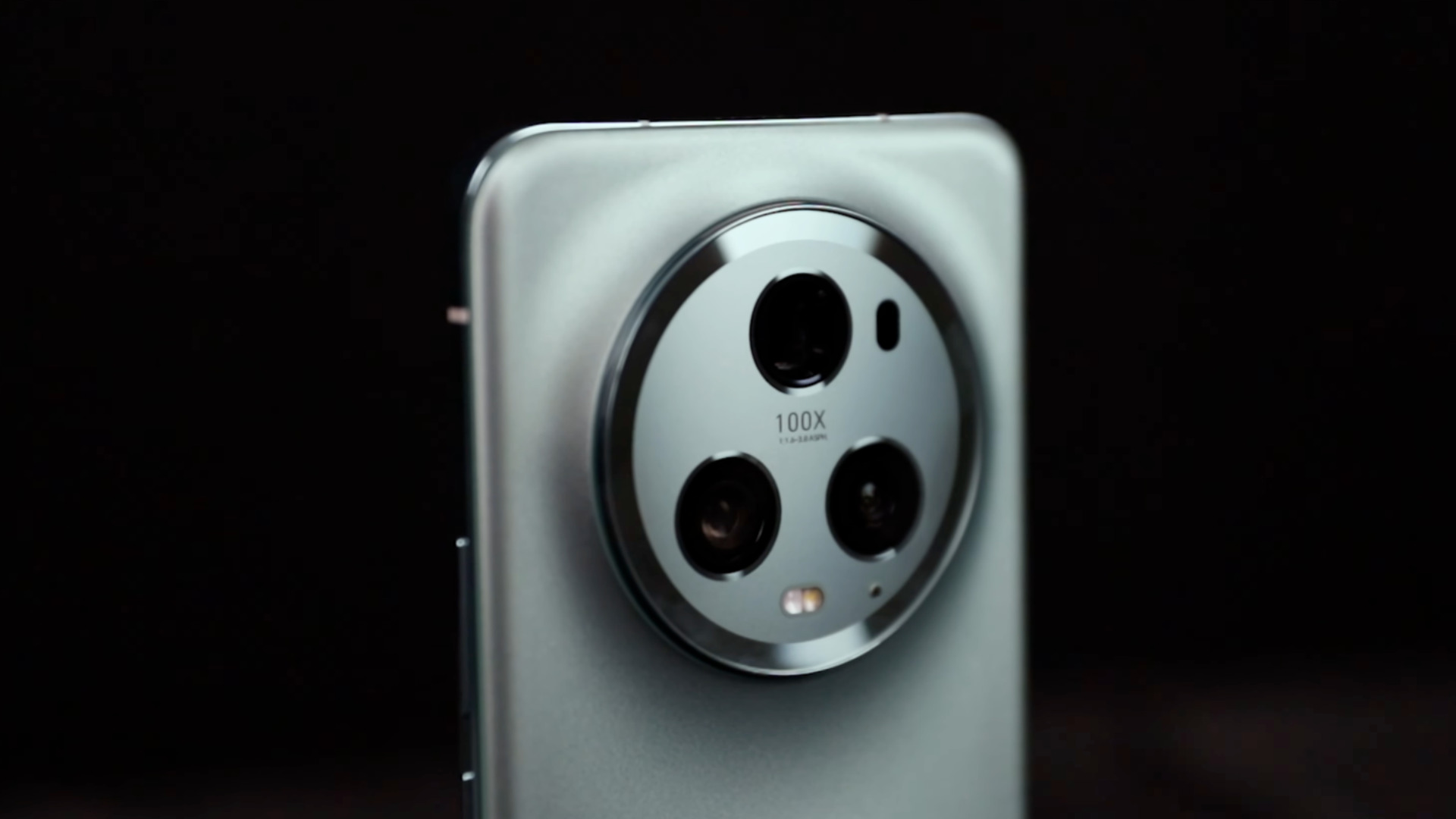 Tanpa Sensor Kamera 1 Inci, Telefon 'Flagship' Ini Masih Ramai Cari