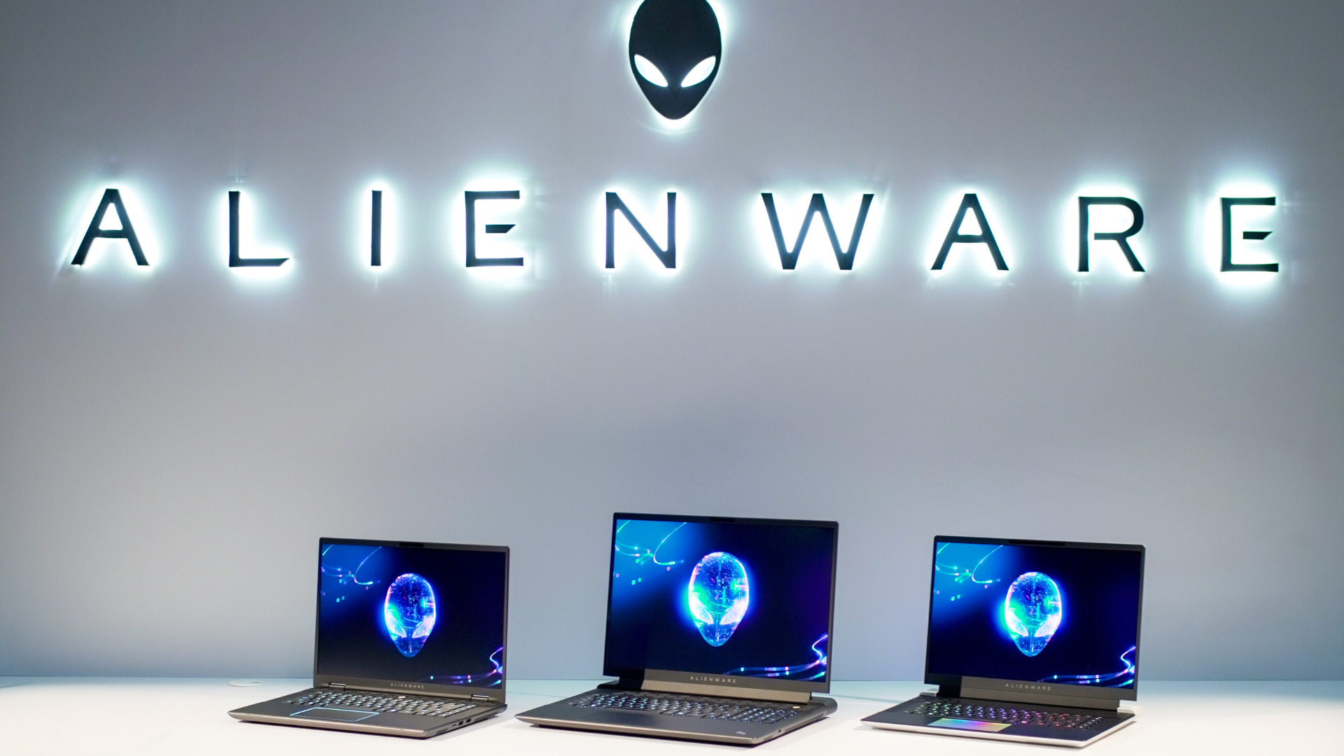 'Stealth Mode' Ditawarkan Untuk Barisan Komputer Terbaru Alienware ...