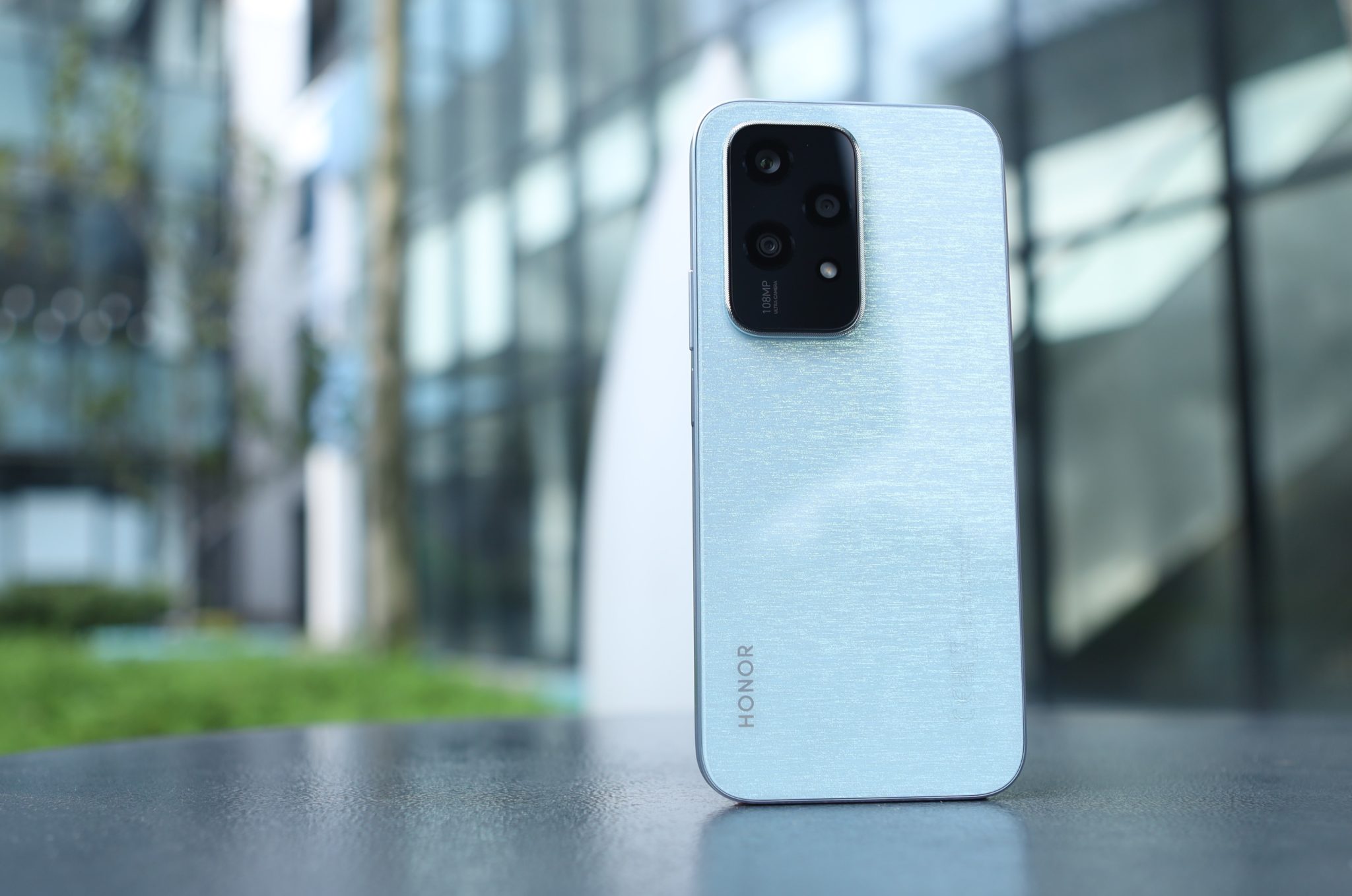 Telefon 5G Ini Paling Rahmah, Ada Storan Besar, AI Dan Fon Susah Pecah