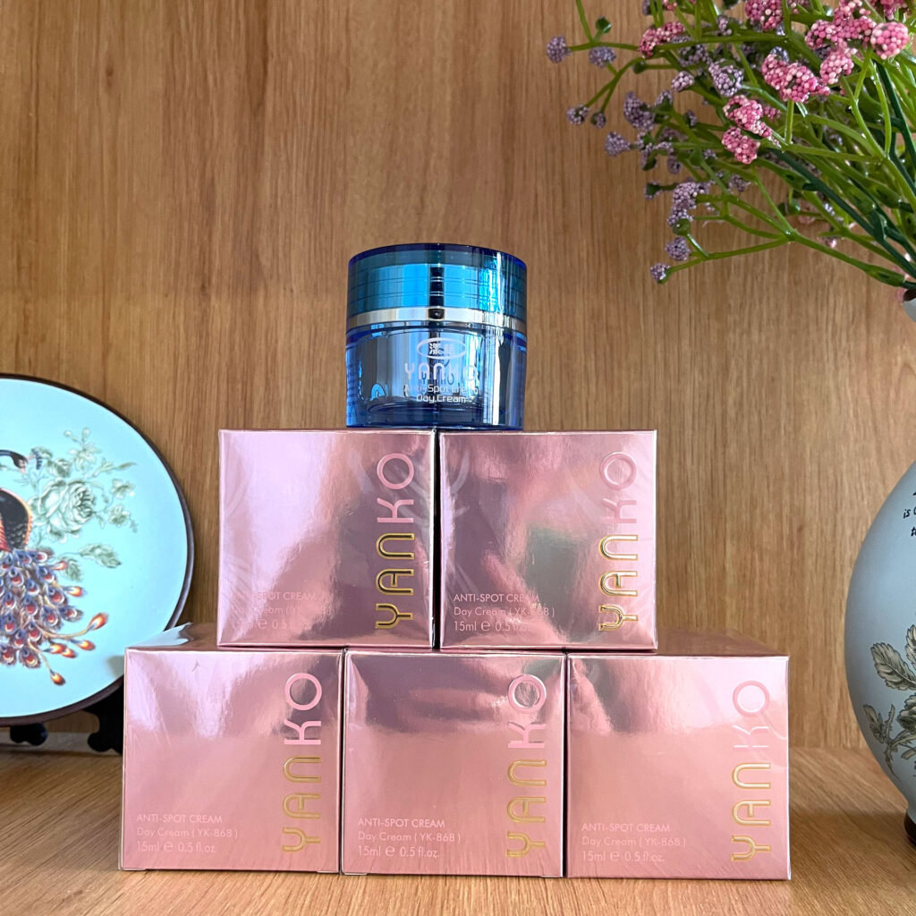 Kem Dưỡng Trắng Da Ngày Yanko - Mỹ Phẩm Hiệu